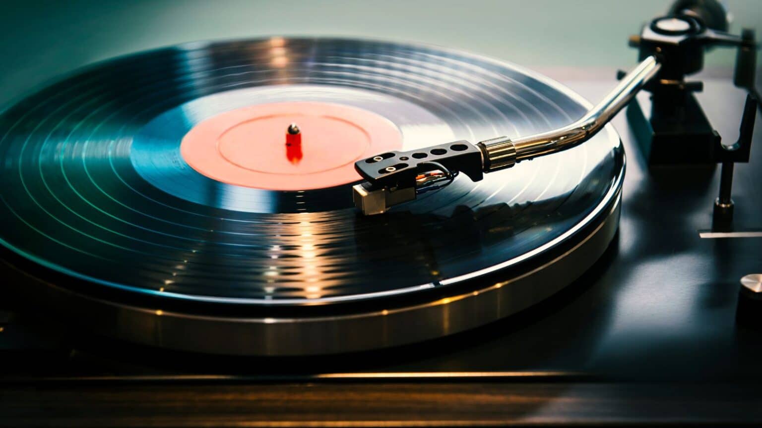 23 Vintage Trends Making An Unexpected Comeback | Wealthy Boomers