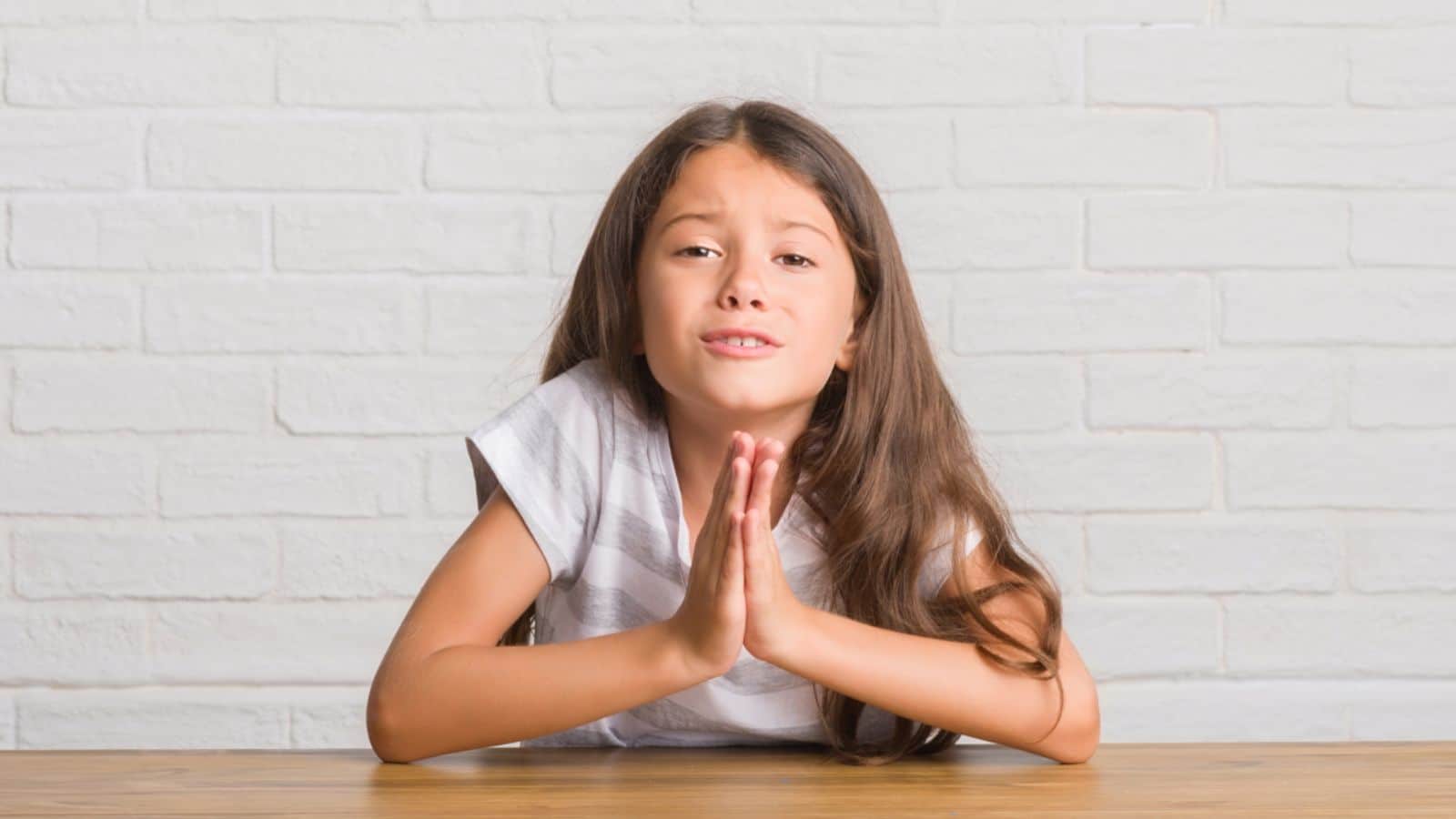 21 Forgotten Manners Every Parent Should Teach Their Child | Wealthy ...